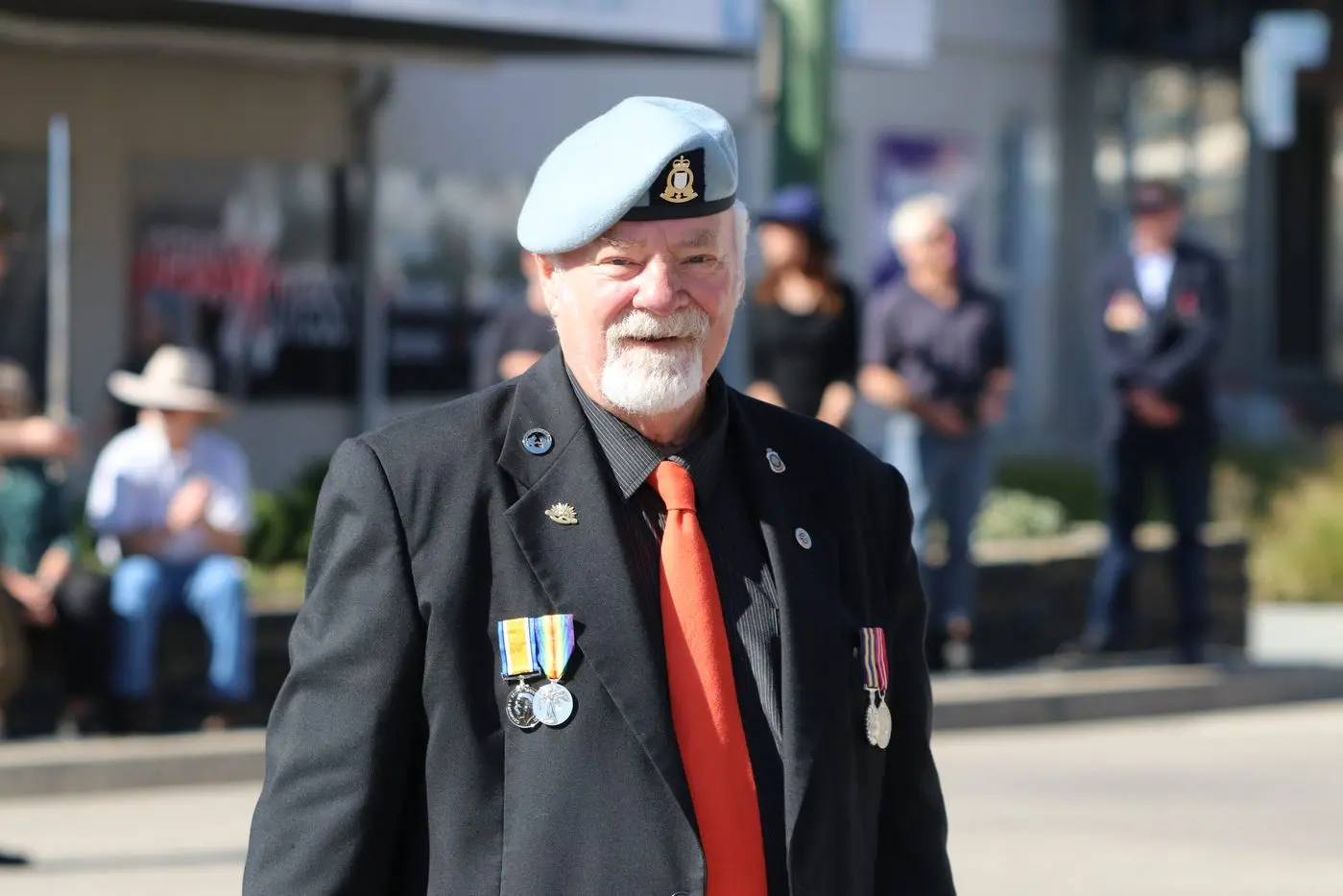 Record Cooma crowds pause to reflect on ANZAC Day
